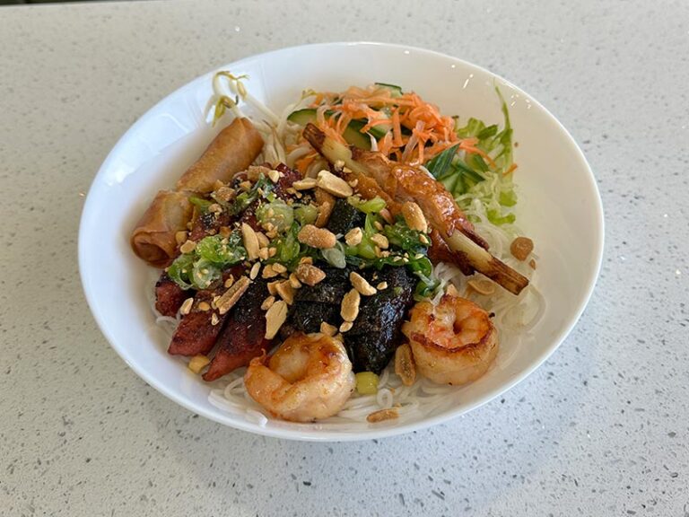 Rau Vietnamese Kitchen